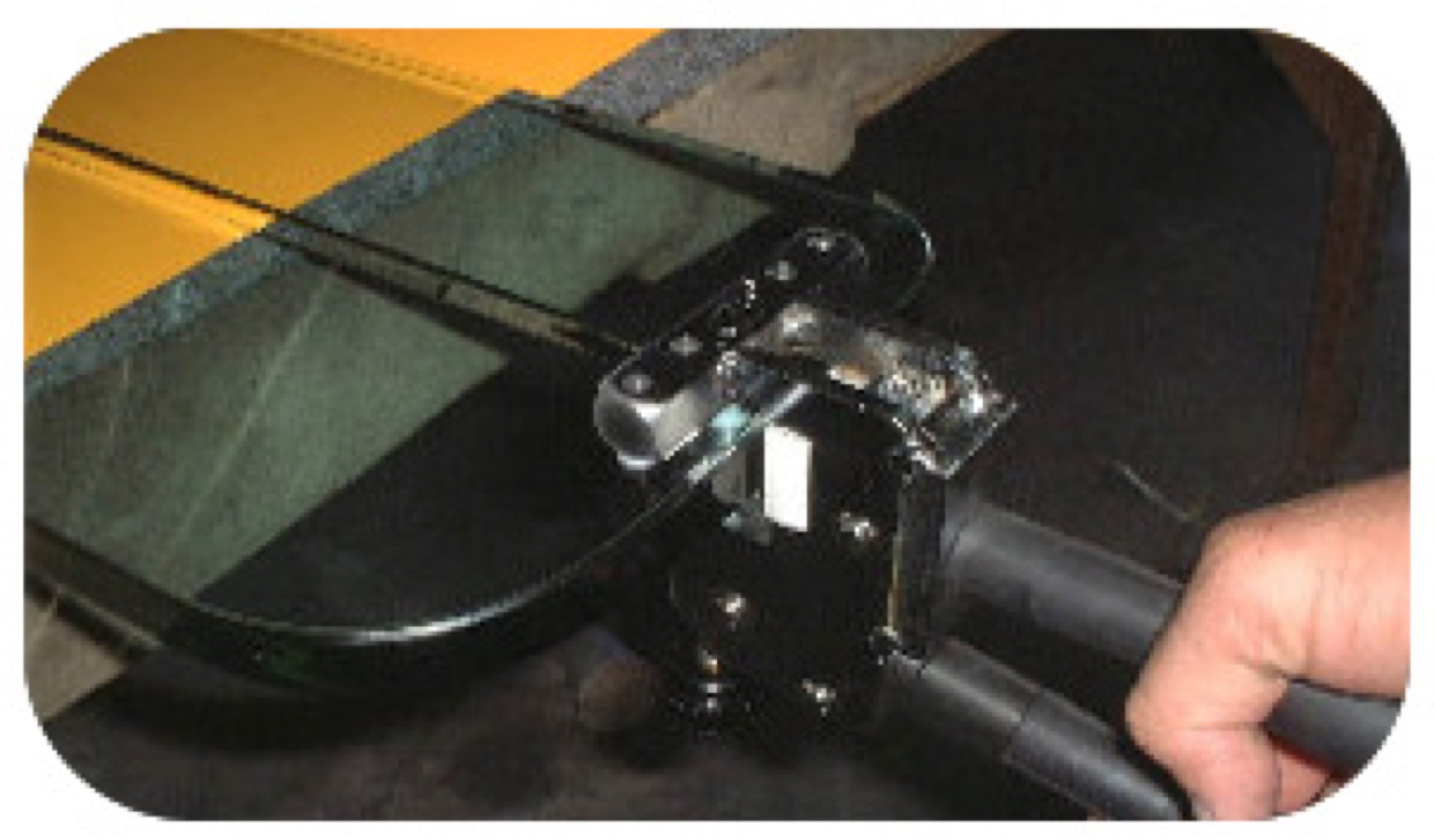 Glass Breaking Pliers | Jordon Glass Machinery