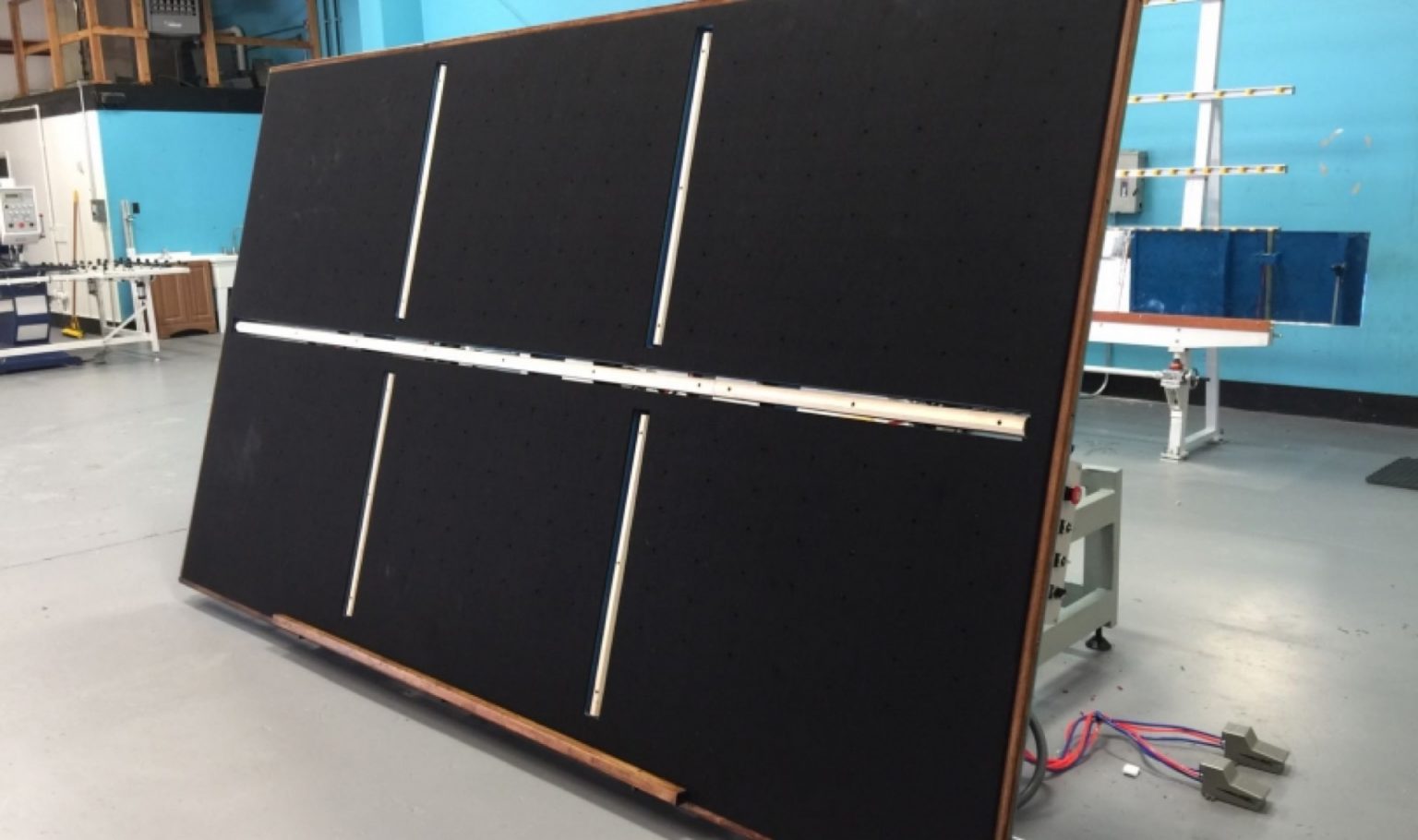 Glass breakout tables Archives | Jordon Glass Machinery